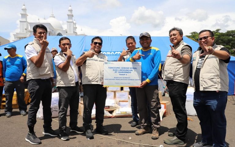 Jamkrindo Kembali Kirimkan Bantuan untuk Ringankan Beban Korban Gempa Cianjur - Iconomics