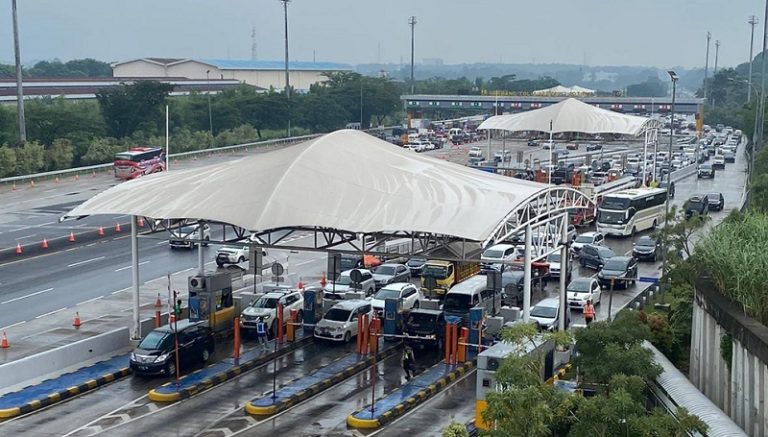 Jasa Marga Catat 201 Ribu Lebih Kendaraan Kembali ke Jabodetabek di Awal Tahun Baru - Iconomics