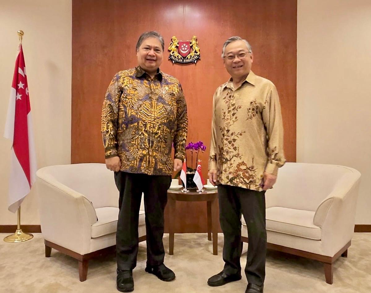 Menko Airlangga Berharap Singapura Tingkatkan Investasi di Indonesia - Iconomics